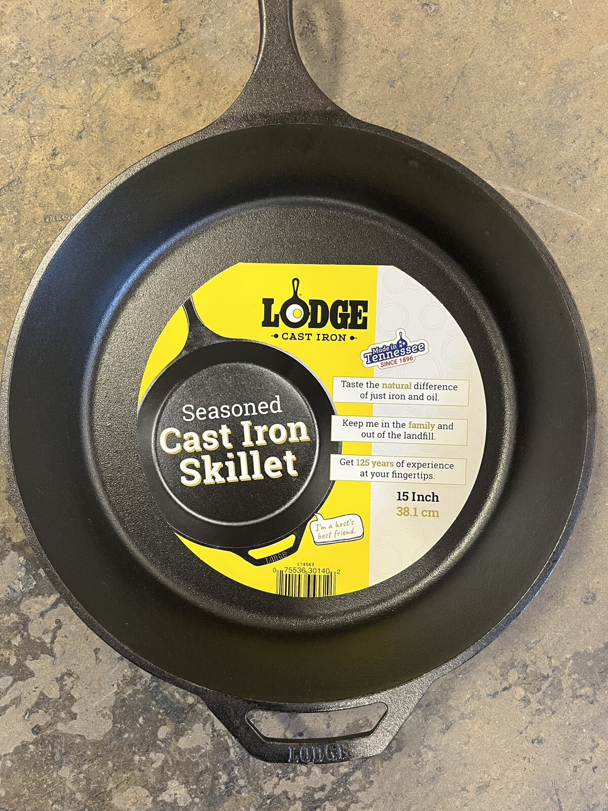 Lodge Logic L14SK3 15-Inch Pre-Seasoned Cast-Iron Skillet 15 ...