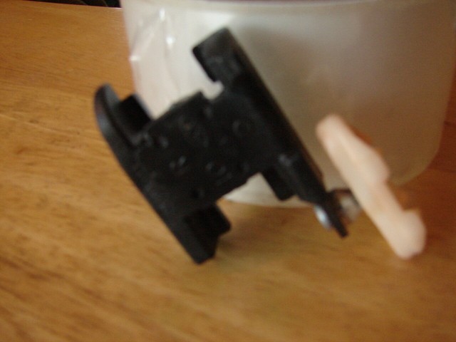 NOS GM 20369894 Cadillac Window Guide Assembly S625 for sale online | eBay