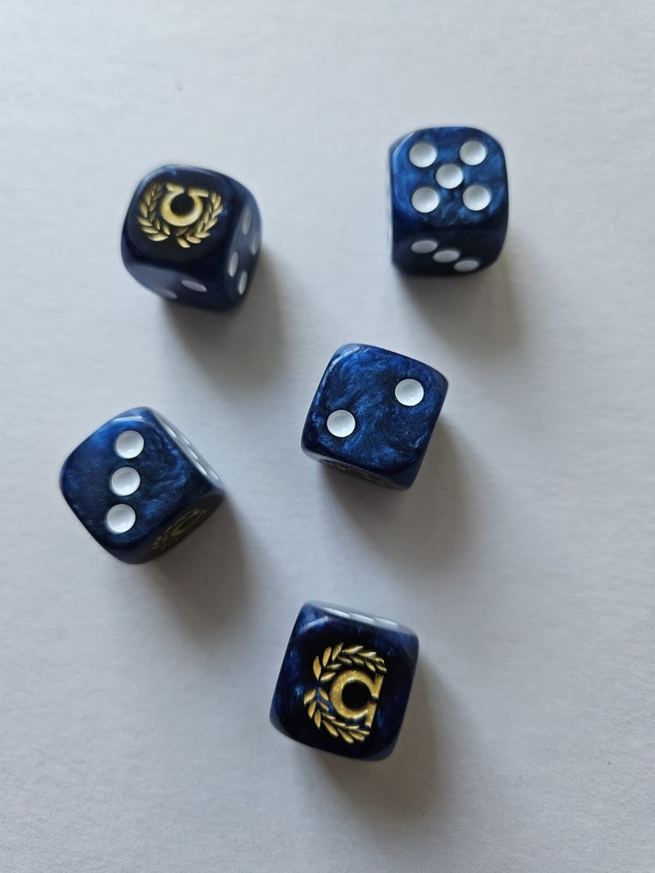 Warhammer 40k Ultramarines dice Trophy Gift box Christmas Gift | eBay