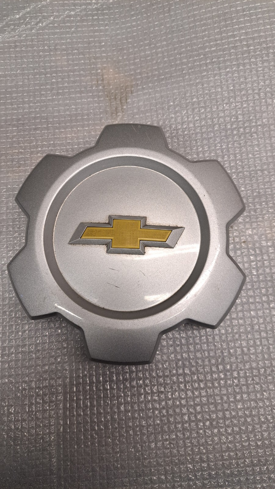 2015 2016 2017 CHEVROLET COLORADO CENTER CAP Silver Part No 22912448 | eBay