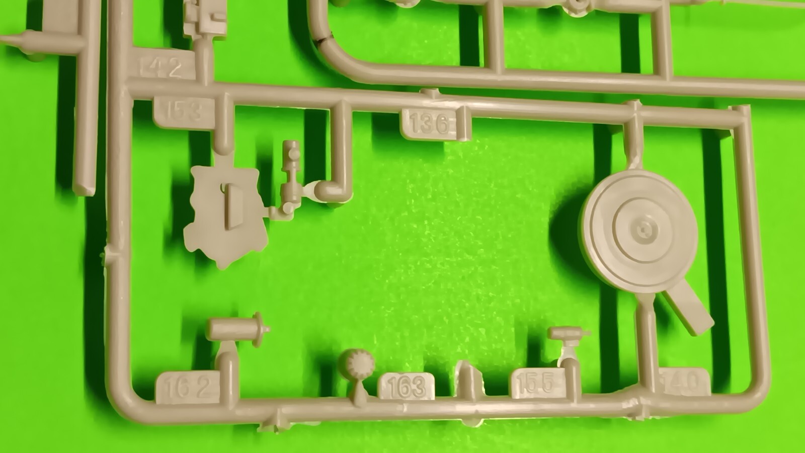 1972 Ford F-350 4x4 Tow Truck Wrecker Moebius 1/25 390 Engine Hi Detail ...