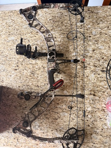 Mathews Z3 Fully Loaded Compound Bow 28.5 Rt hand 70lb draw weight | eBay