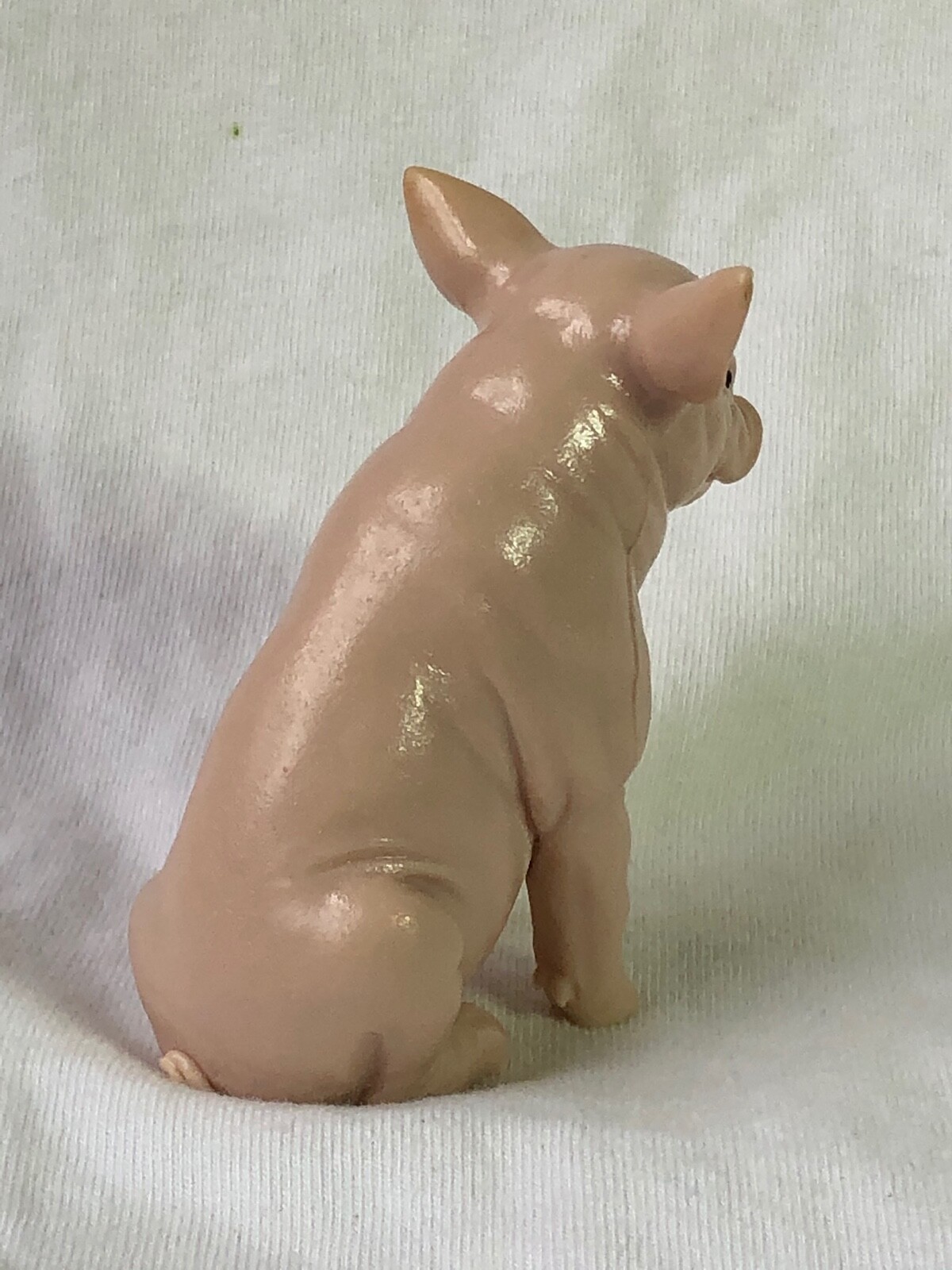 Harmony Kingdom artist Neil Eyre Designs Farm Pig Piggy Hog sitting ...