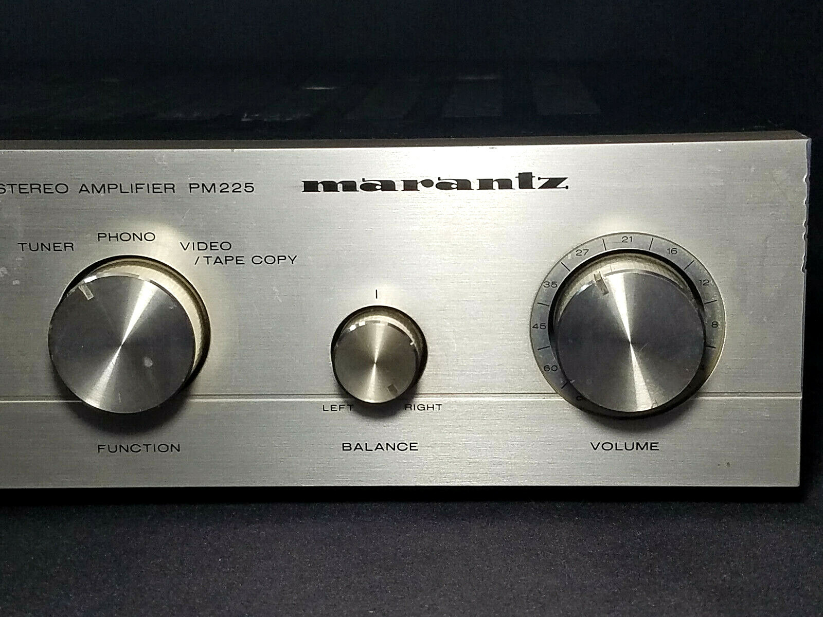 Marantz Amplifier Stereo PM225 Aluminum Metal Casing Japanese Quality ...
