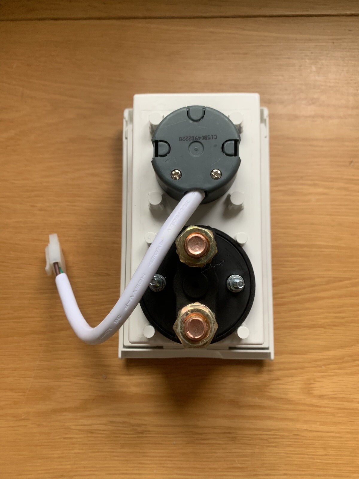 White TND 13A 230V External Socket Box & Isolator Switch Caravan ...