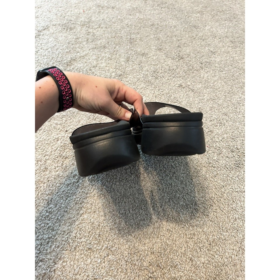 Vionic Woman's Luminous High Tide Black Wedge Platform Flip Flop ...