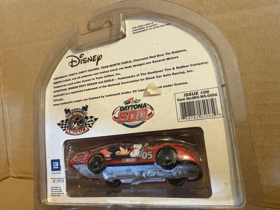 2005 Disney Team Caliber | Pit Stop Series | Mickey Mouse #05 | NEW ...