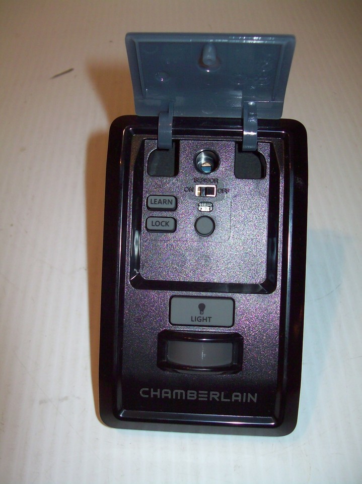 Chamberlain WiFi 2.0 Garage Door Opener Motion Detecting Wall Control ...