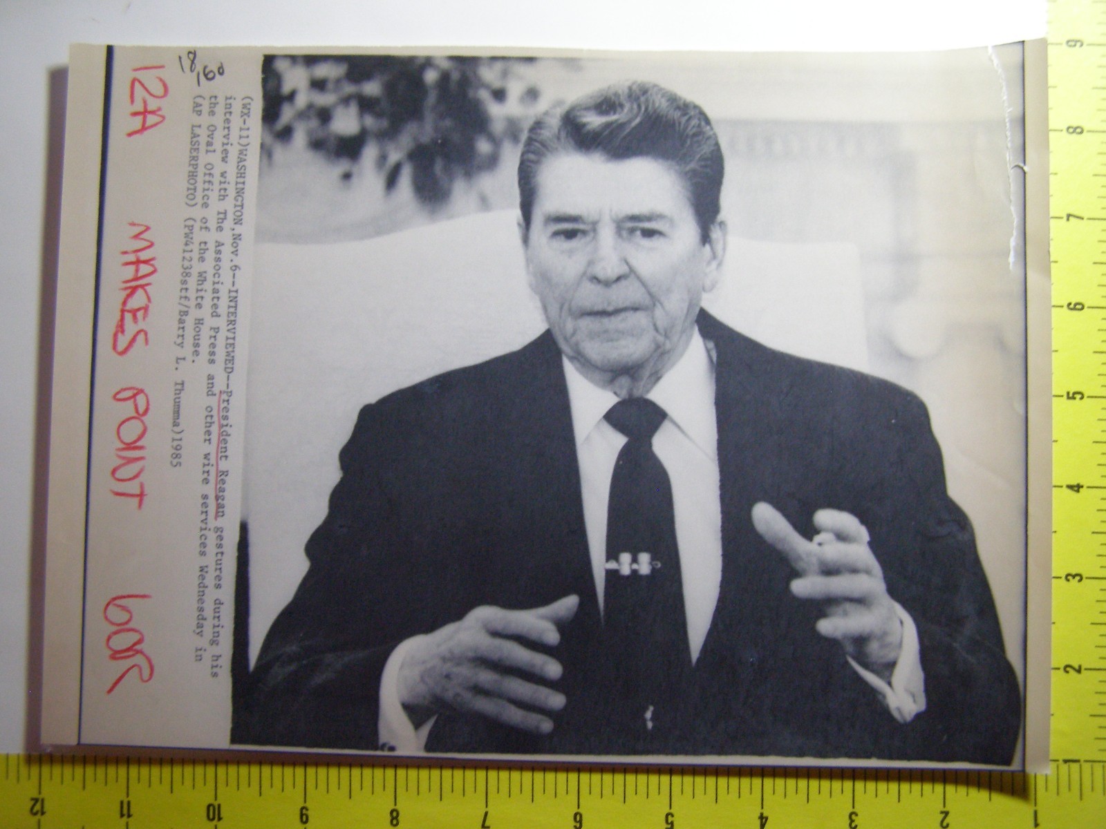 AP Wire Press Photo President Ronald Reagan Interview in Oval Office | eBay