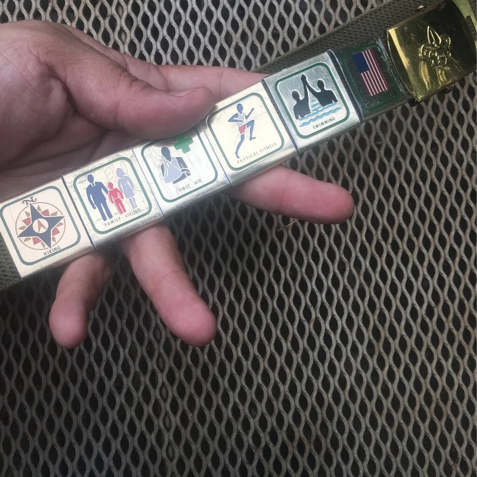 Vintage Boy Scouts of America belt with metal merit badges | eBay