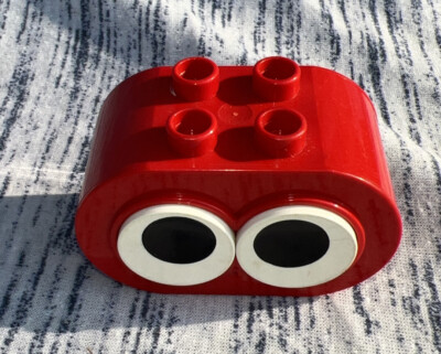 Duplo Building Bricks Blocks Toy Red 2 x2 Bricks w/ Big Eyes Rounded ...