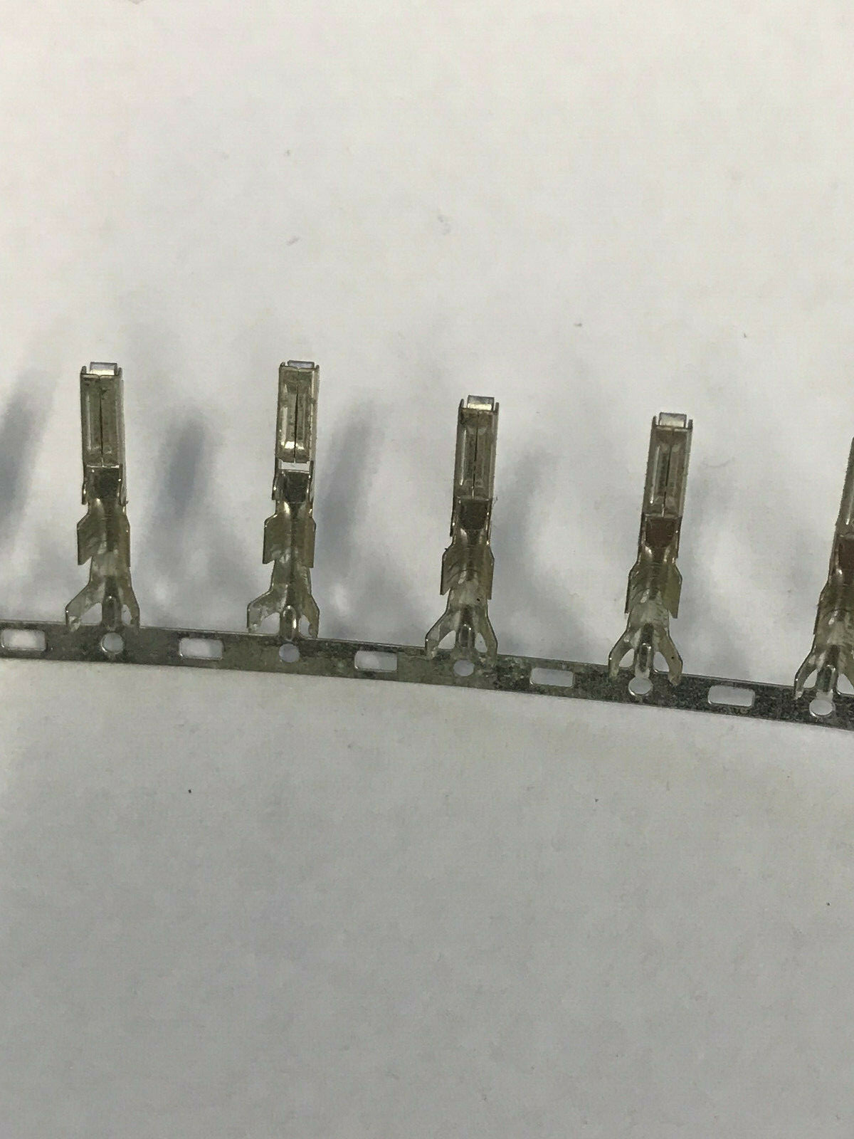 Lot of 100 KEI ST730496-3 Contact Female Socket Crimp Cable Mount Strip ...