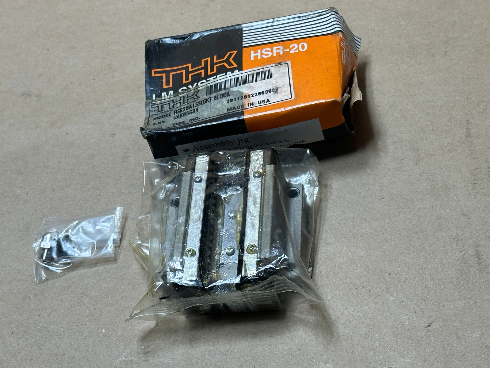 NEW THK HSR-2 HSR20A1SS(GK) Block USA MADE Linear Motion Bearing HSR-20 ...