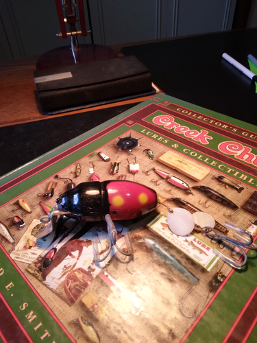 Old Creek Chub Bait Company Beetle glass eyed lure - 3855 Black with ...