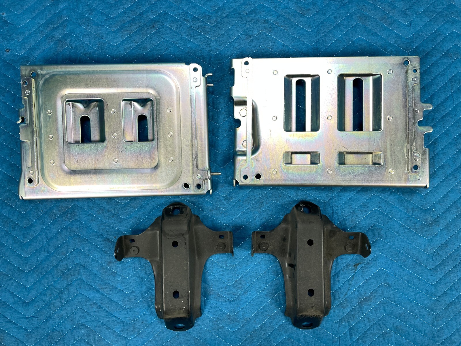 Nissan LEAF Battery Pack Housing Case w/ Mounting Brackets & Bolts 2011 ...