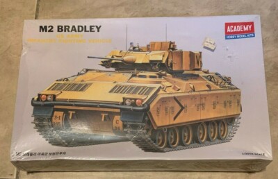 Academy 13237 M2 BRADLEY ARMY TANK 1/35 Model Kit NEW Factory Sealed ...