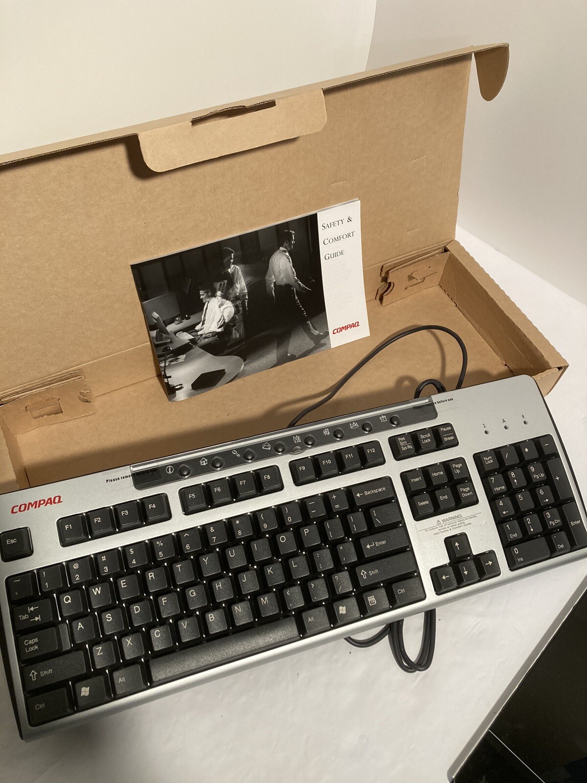 Compaq SDM4700P Ps/2 Wired Standard Multimedia Keyboard for sale online ...