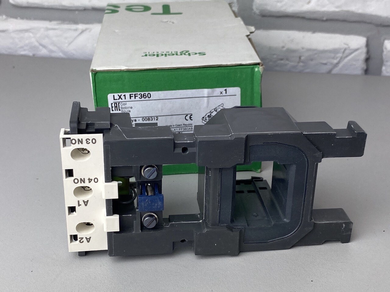 Schneider Electric LX1FF360 TeSys F contactor coil LX1FF 440V AC 60 Hz ...