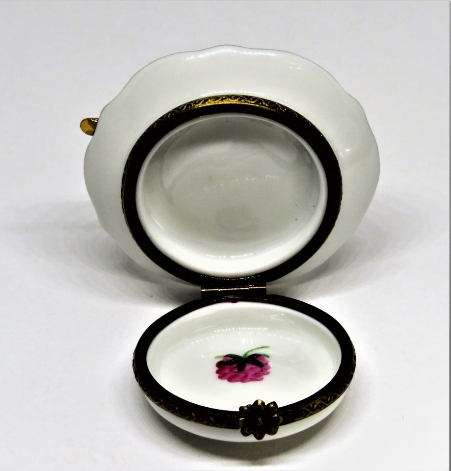 LIMOGES FRANCE BOX - PARRY-VIEILLE - RASPBERRY TART & SPOON ON A PLATE ...