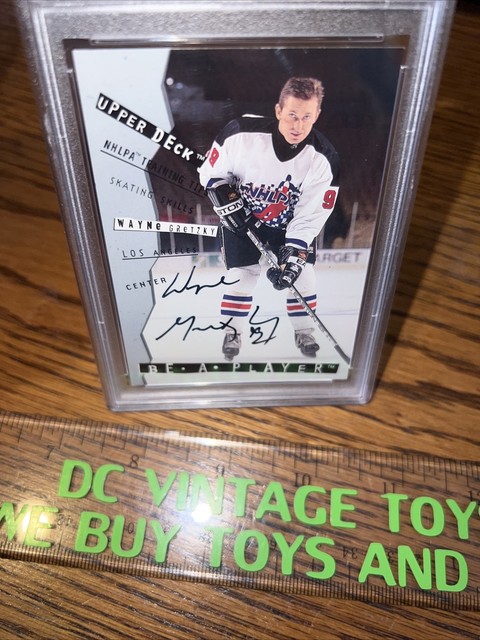 1994-95 Upper Deck Be a Player - Signatures #108 Wayne Gretzky (AU) for ...