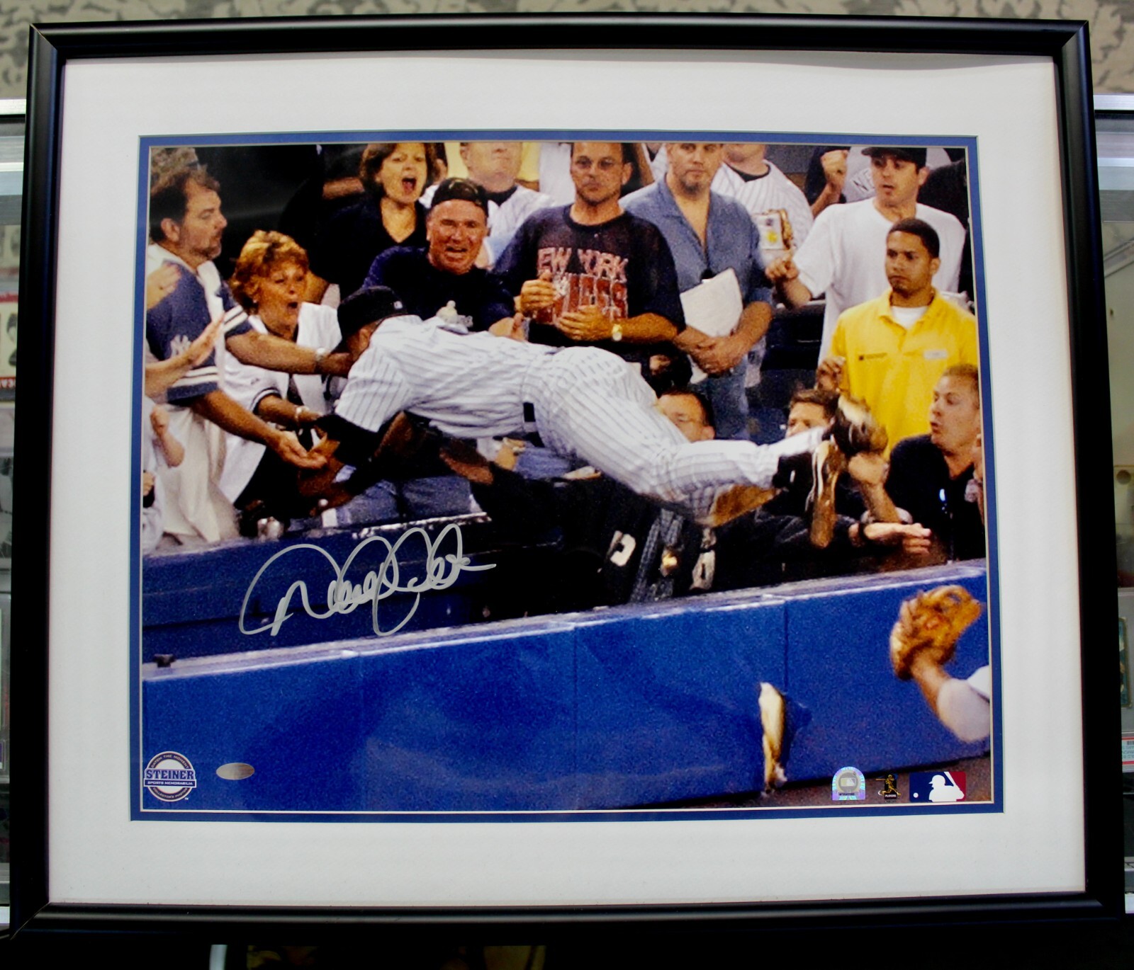 Derek Jeter | Autographed Baseball Memorabilia & MLB Merchandise