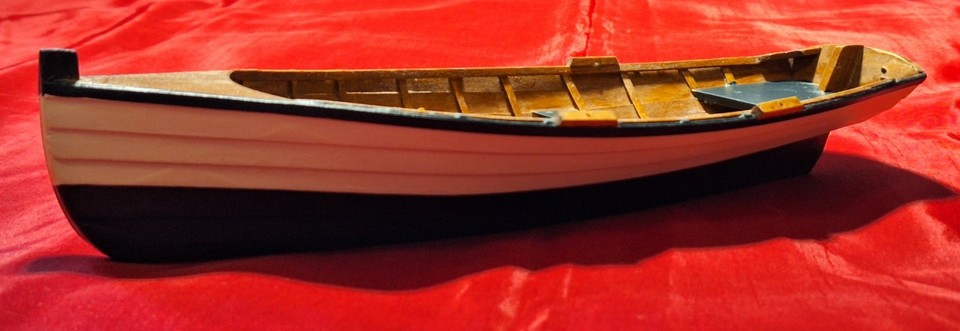 Authentic Models BOSTON TENDER Handmade Wooden Row Boat 11.5" With Oars ...