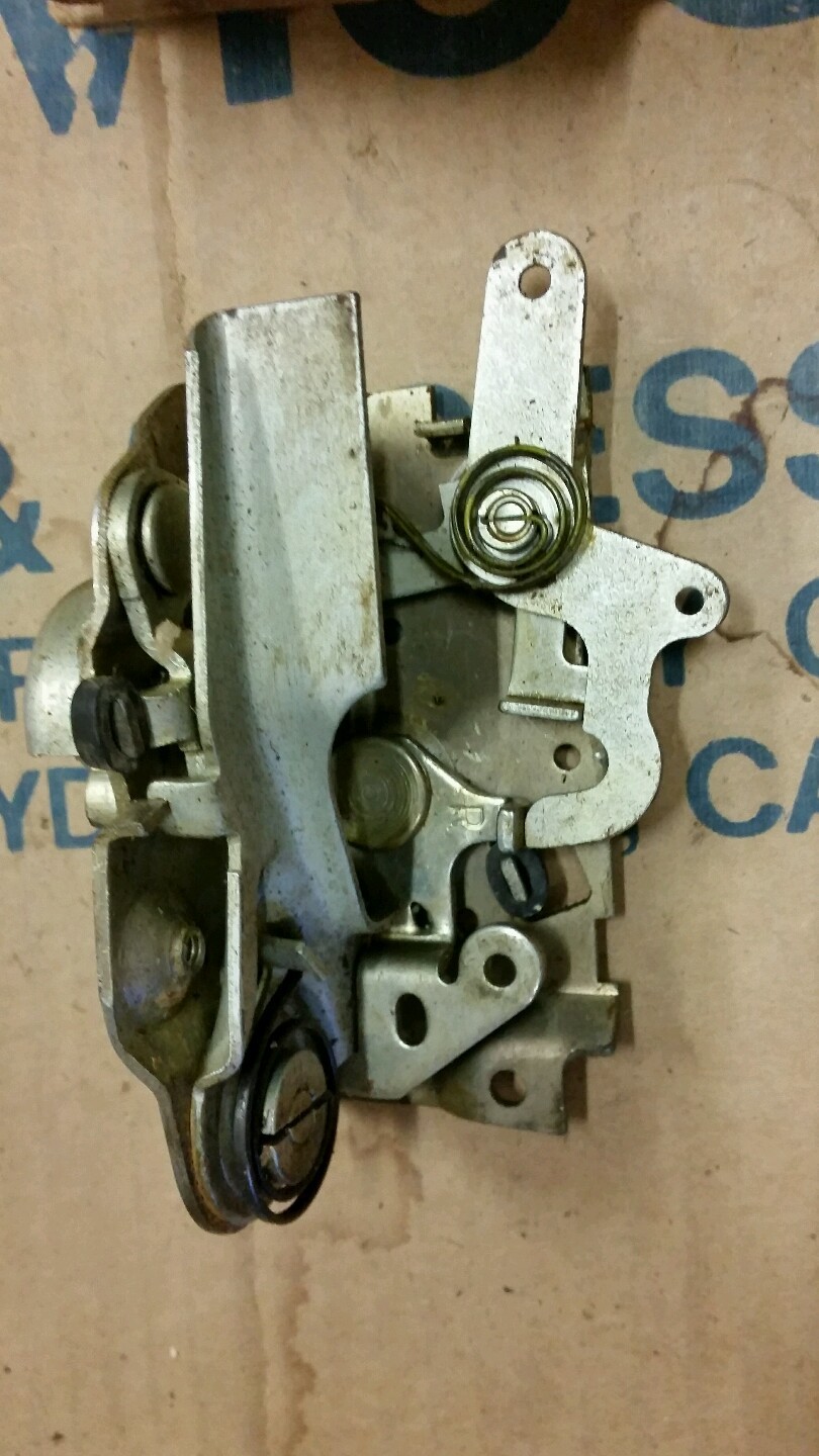 NOS GENUINE FORD REAR DOOR LOCKS RH & LH 57 58 FAIRLANE STARLINER ...