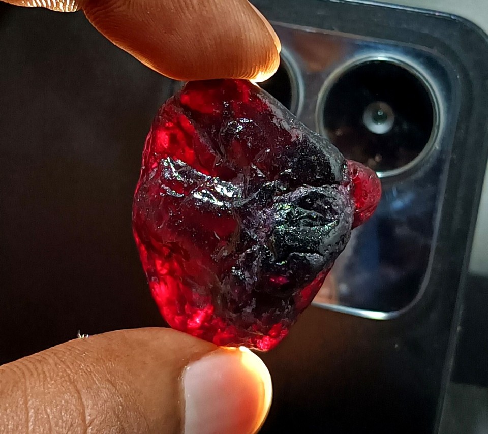 Natural African Red Painite Raw Rough 149.75Ct Loose Unheated Certified ...