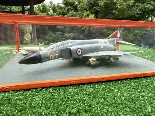 Kit Built McDonnell Douglas F-4K Phantom Royal Navy XT864- Built In ...