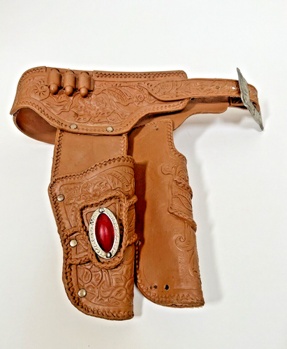 VINTAGE SIZE CHILD'S PLAY TOY GUN HOLSTER BELT EMBELISHED DESIGN - PRE ...
