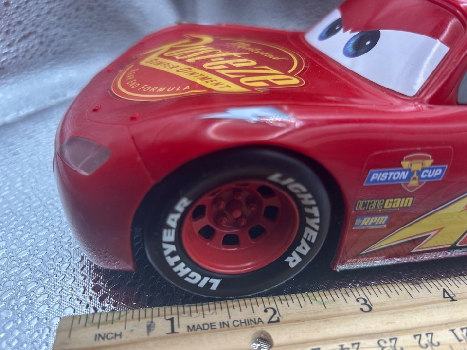 Disney Pixar Lightning McQueen "Rust-Eze" Red Toy Car 95 With Light-Up ...