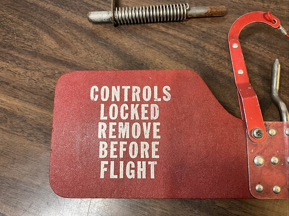 Beechcraft Aircraft Control Lock, “Remove Before Flight” (48A) | eBay