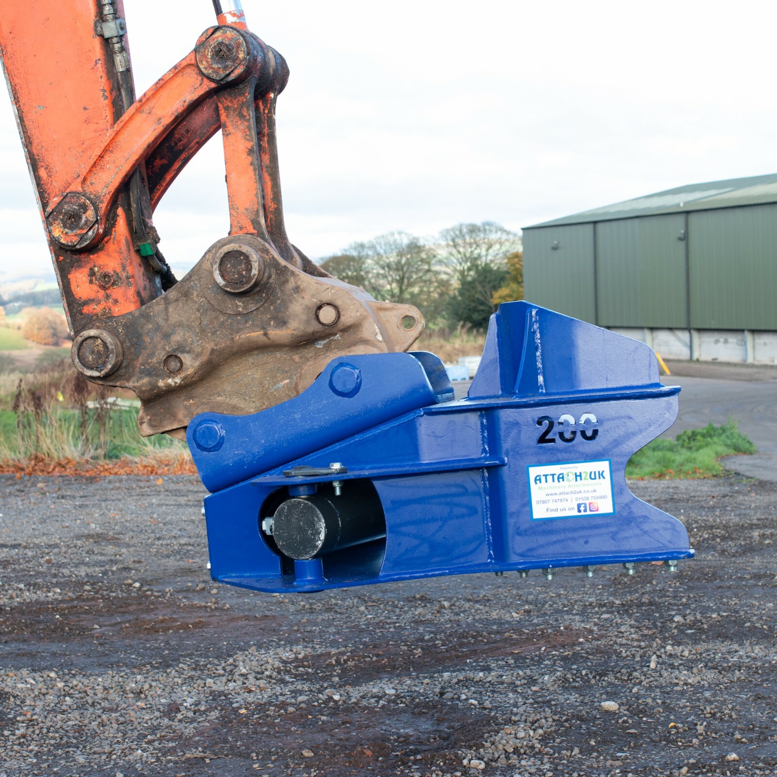 Tree Shear Excavator - 3-8T Digger Size - 200mm Cutting Width | eBay UK