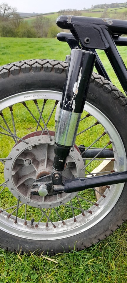 Norton Wideline Featherbed Frame with Swinging Arm & Good Shocks - NO ...