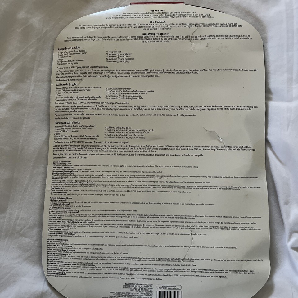 Wilton Cookie Sheet Pan Winter Snowflakes 12 Cavity Non-Stick Cookie ...