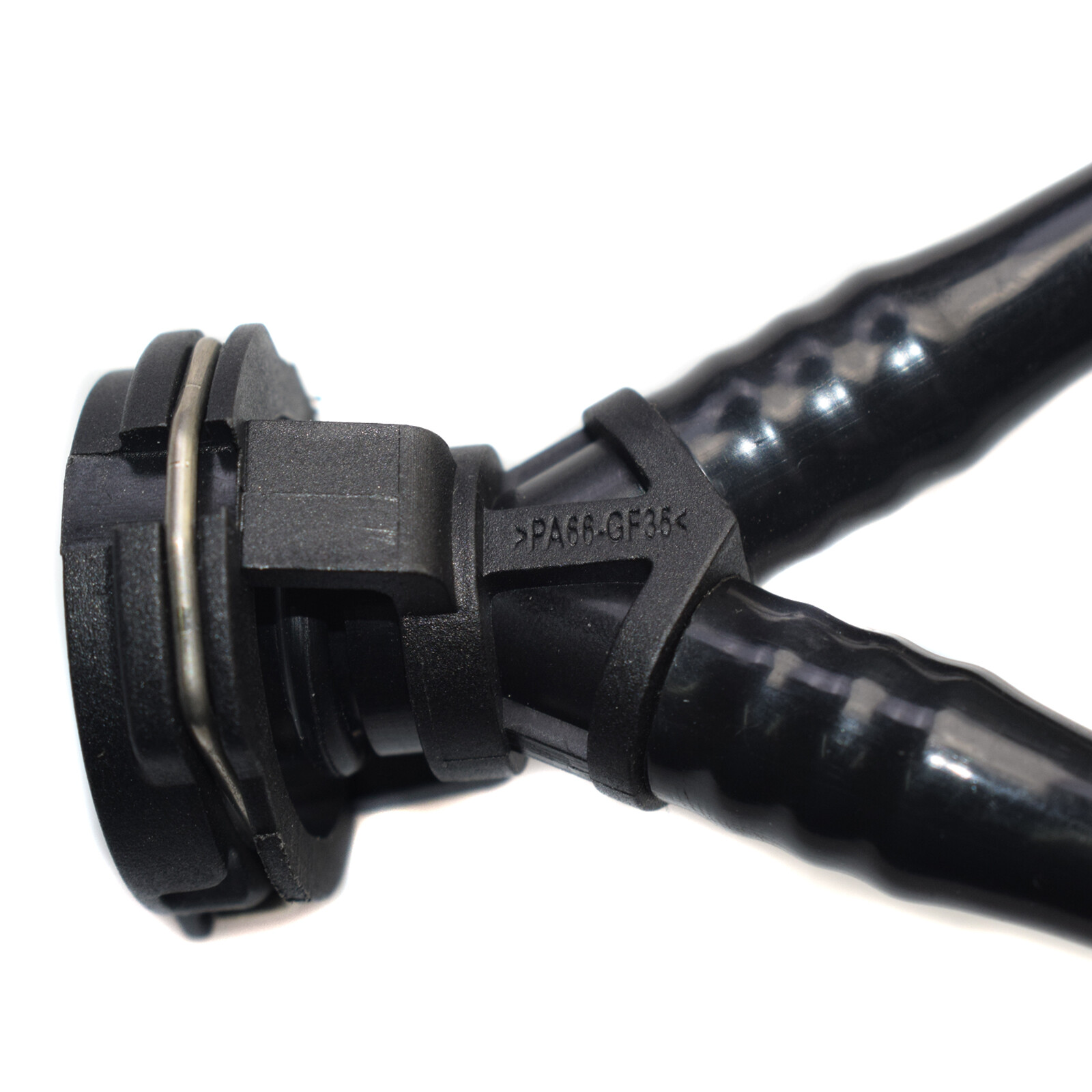 Radiator Overflow Hose Upper Pipe For Mercedes CLA250 GLA250 GLA45 ...