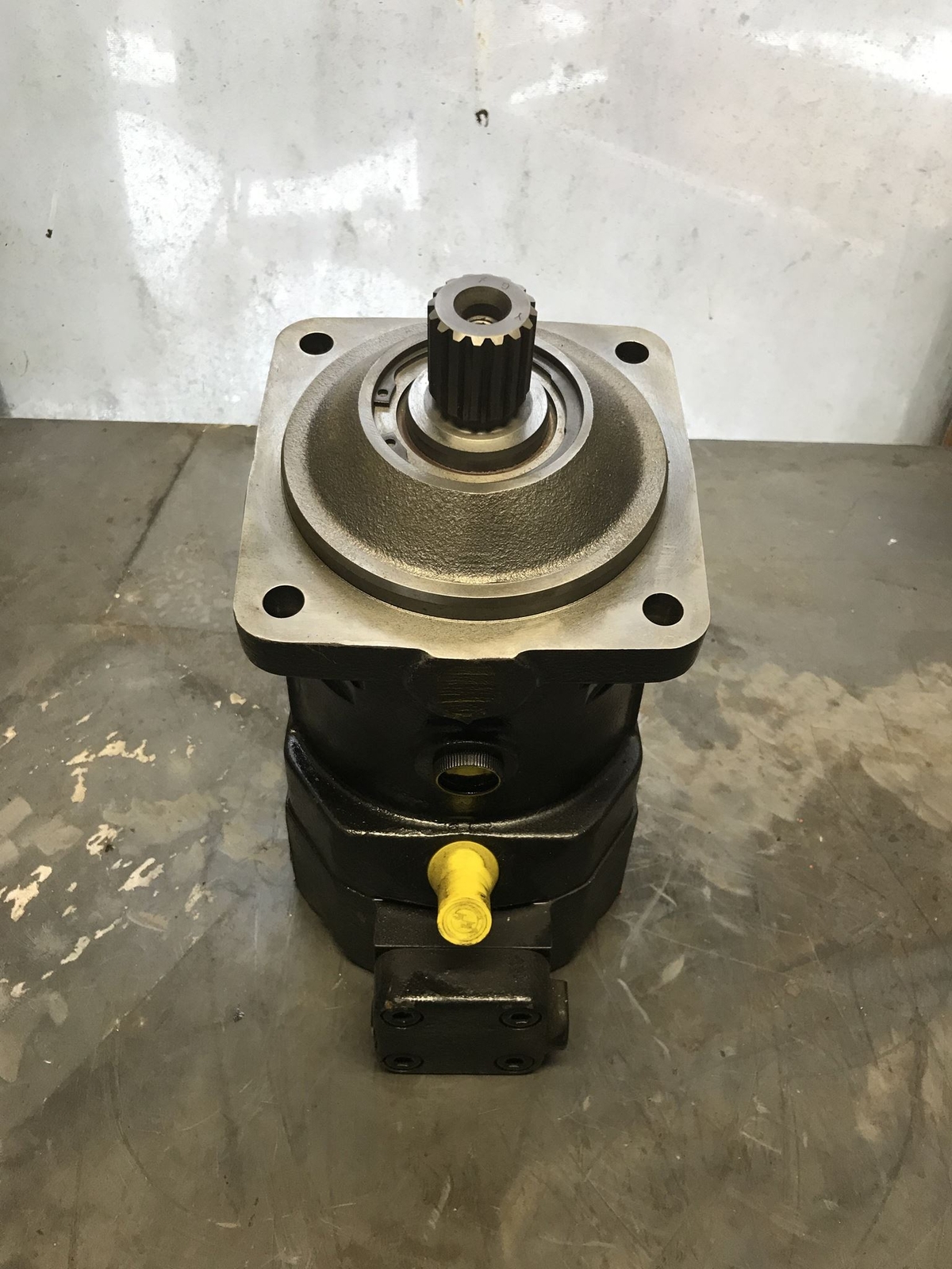Rexroth Axial Piston Hydraulic Motor R902092108 A6VM80DA1/63W-VZB520b ...