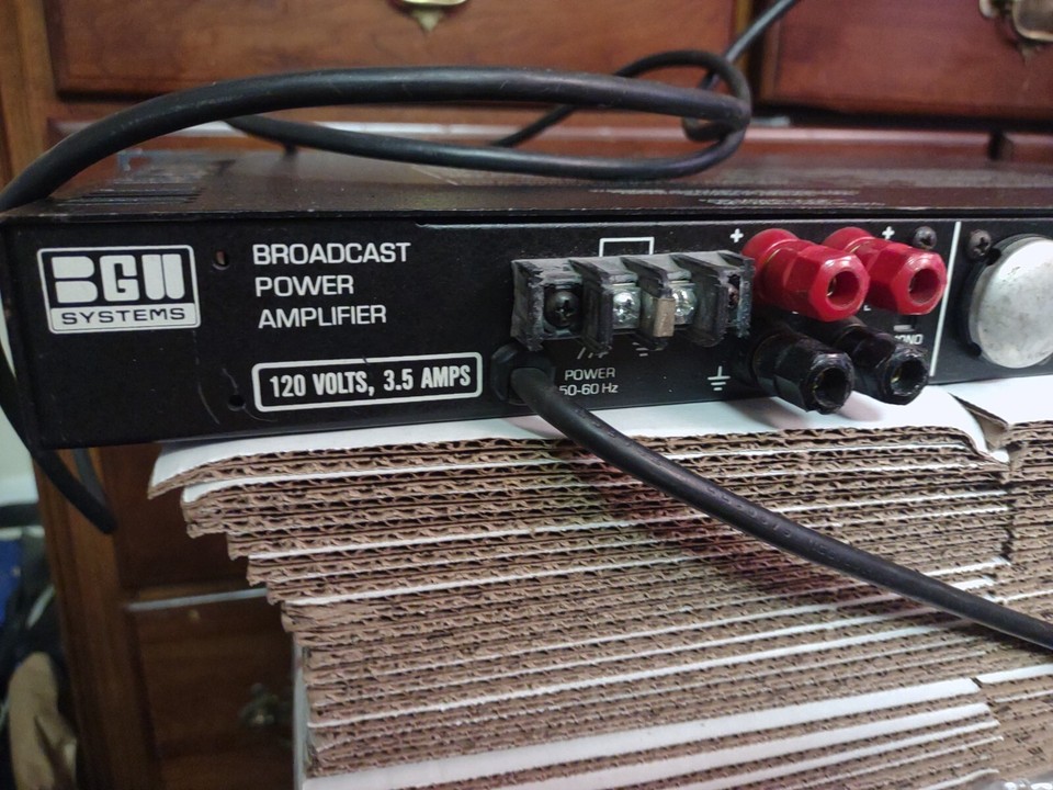 BGW SYSTEMS BROADCAST POWER AMPLIFIER MODEL 150 POWER ON TESTED WORKING ...
