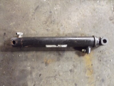 New Holland L778, L735, L775, L779 Left Hand Tilt Cylinder | eBay