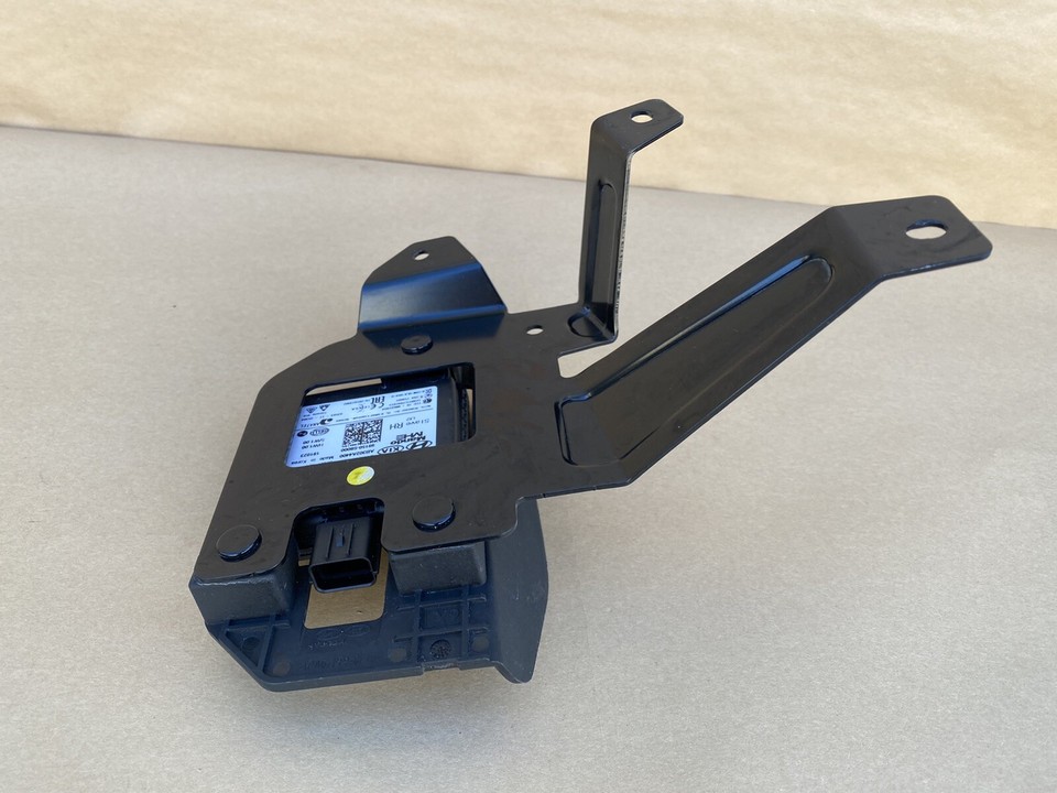 2020-2022 Hyundai Palisade OEM Right Side Blind Spot Radar Sensor 99150 ...