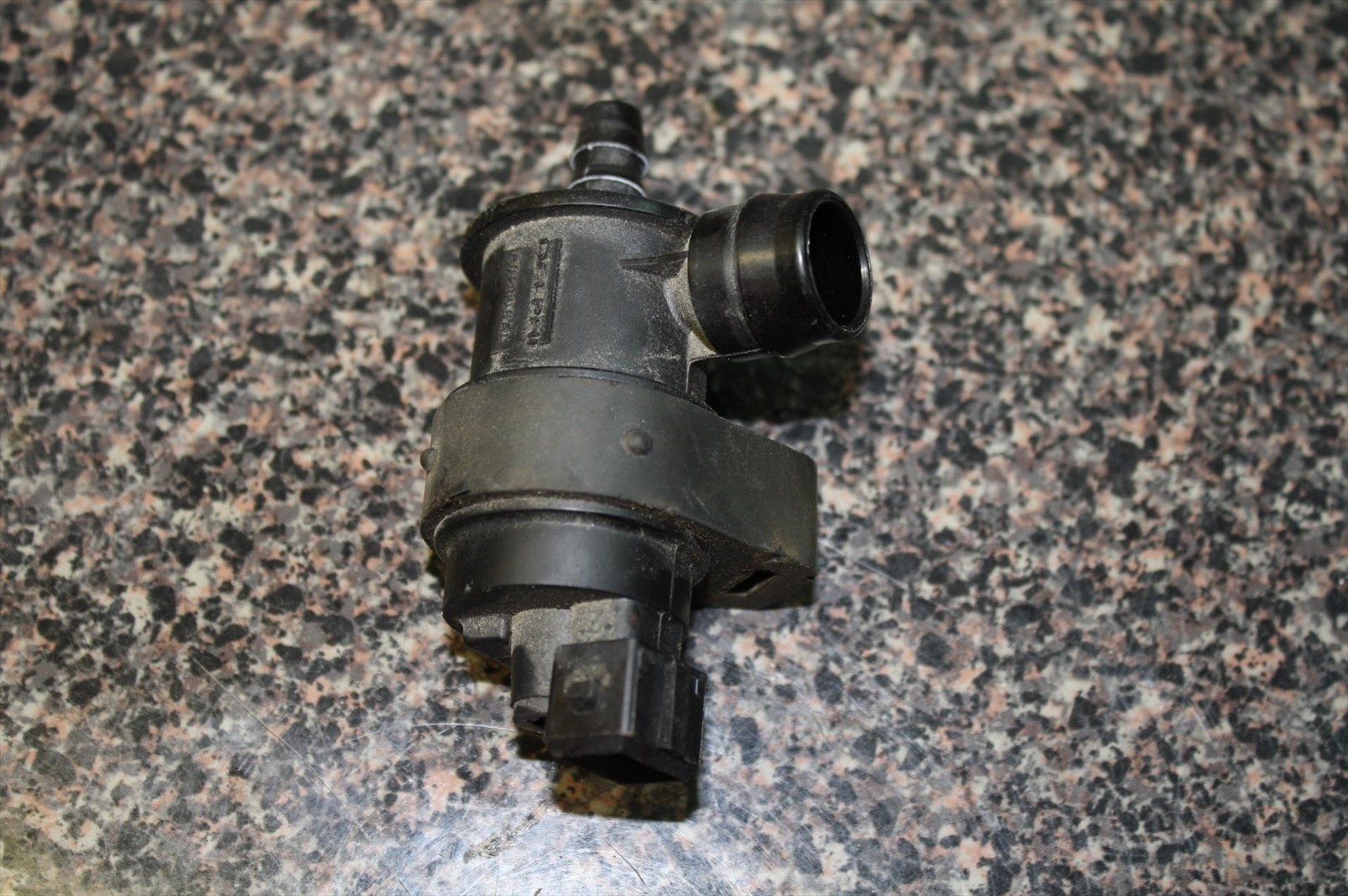 2006 VOLVO S40 2.4i GAS TANK PURGE VALVE VENTILATION DELPHI CONTROL OEM ...