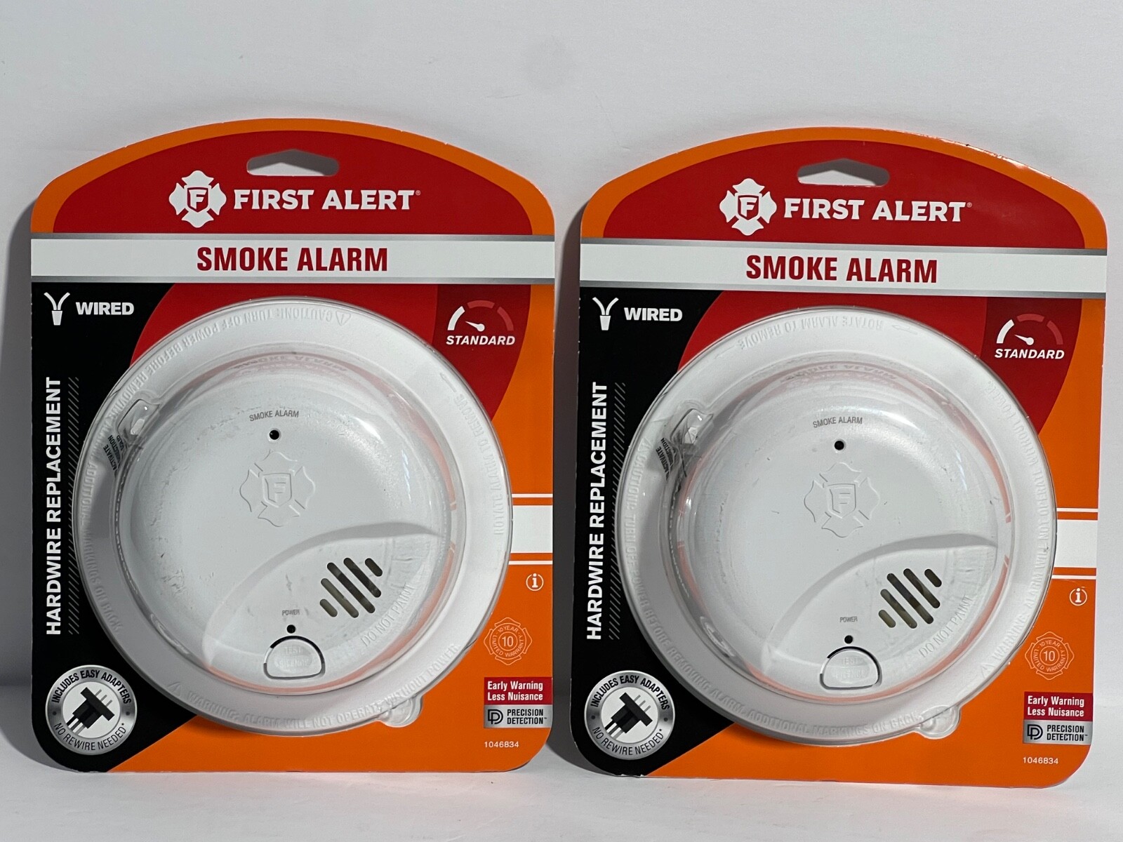 First Alert 9120B Smoke Detector & Alarm, AC Powered Battery Backup 2 ...