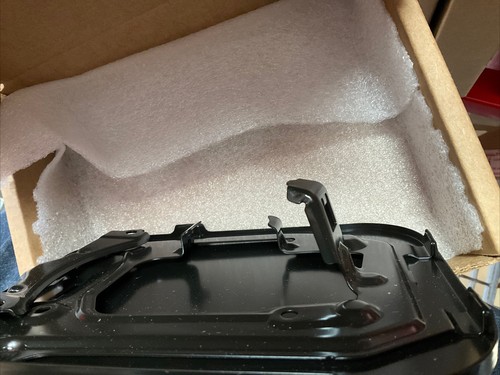 OEM Genuine Toyota Sienna 2011-2020 Fuel Door Filler Gas Lid Cover ...