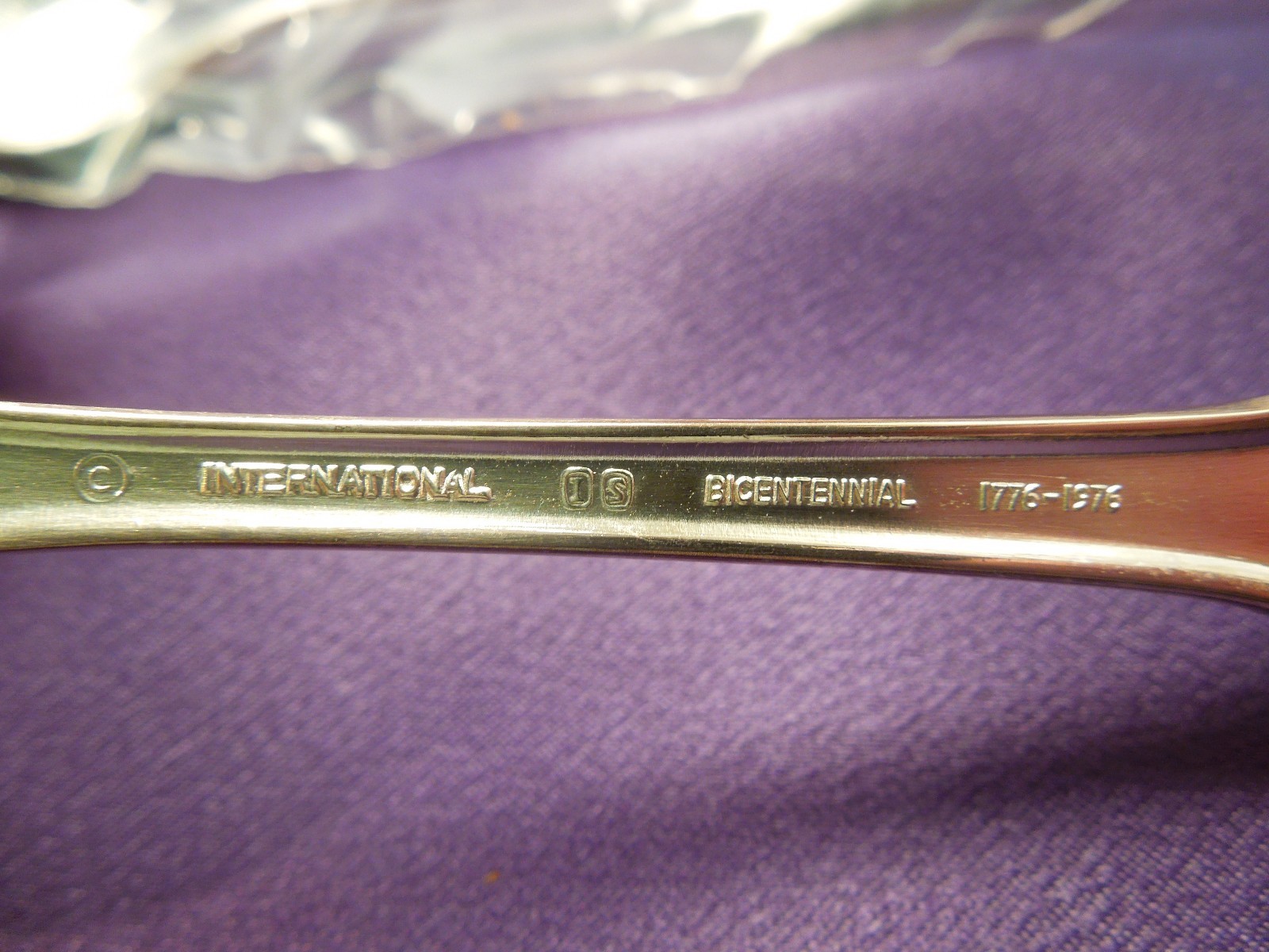 Bicentennial Original Thirteen Colonies Vintage Spoon Set & Book -Intl ...