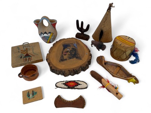 Native American Souvenirs 13 Piece Lot Hand Crafted Miniatures Seed ...