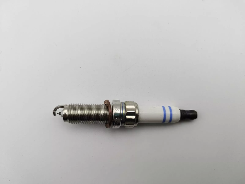 8Pcs Spark Plugs ZR6SII3320 For A0041598103 Mercedes Benz SL550 G63 ...