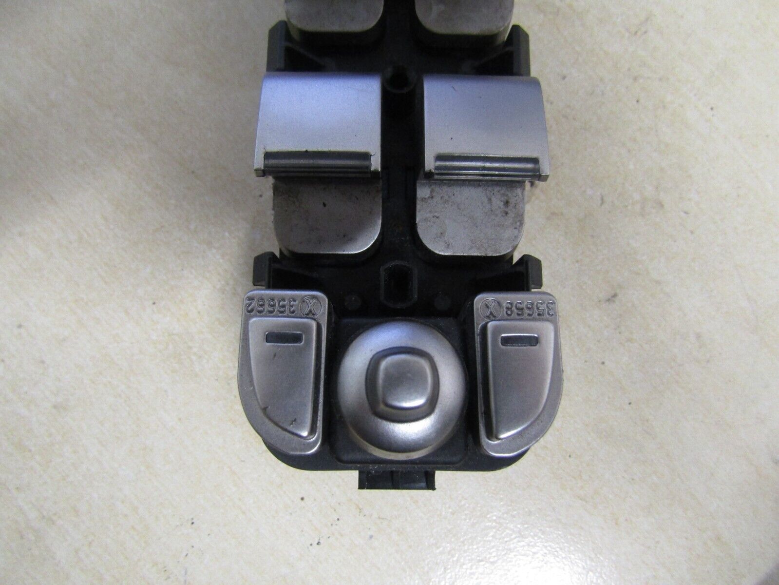 JAGUAR XF 2009 DRIVER FRONT RIGHT O/S WINDOW CONTROL SWITCH PANEL 8X23 ...