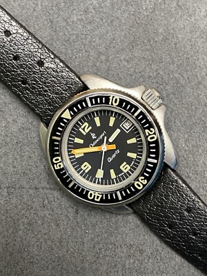 👍 Ladies Chronosport Sea Quartz 30 - 28mm version of the Magnum PI ...