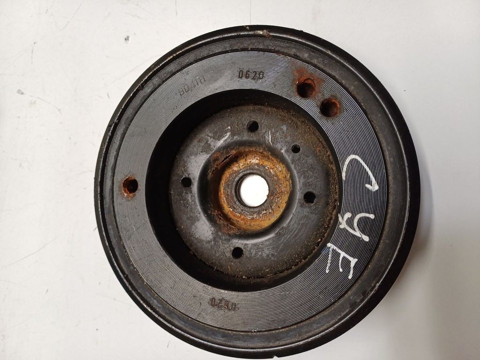 Skoda Octavia Mk3 (5E) 2014 Petrol Crankshaft pulley damper 06H105243K ...