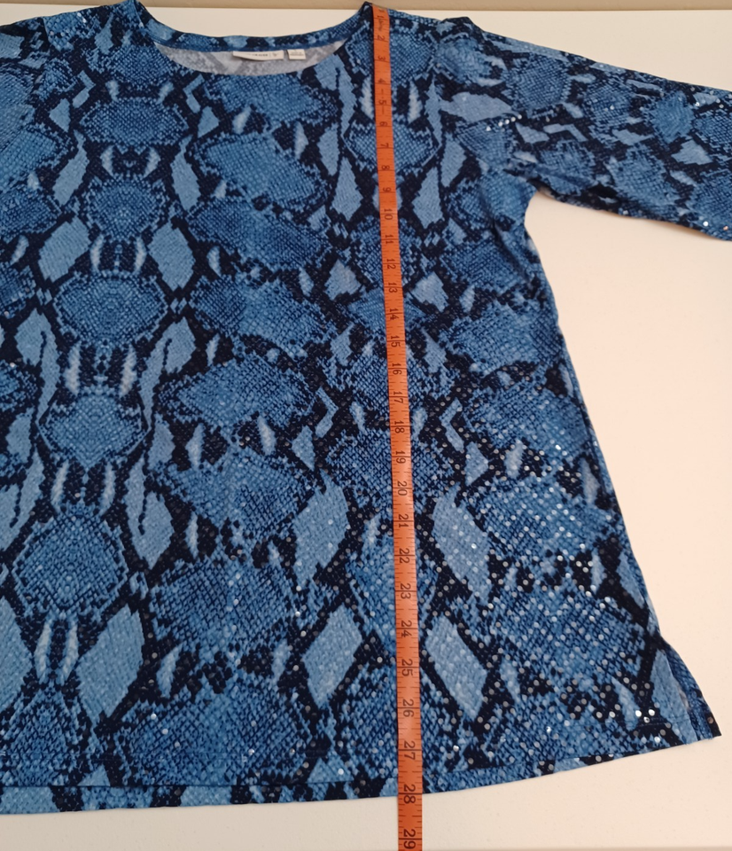 Women's Susan Graver Blue Snake Skin Sequin w/ Peek A Boo Sleeve Slit's ...